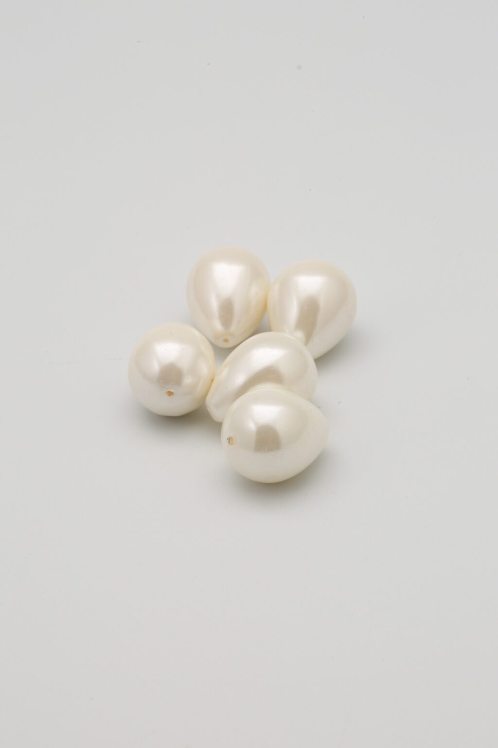 20x14mm Teardrop Shell Pearl - STKRM